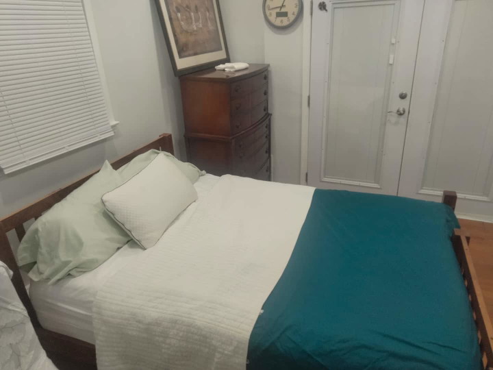 Pretty Simple And Chill. - Chesapeake, VA