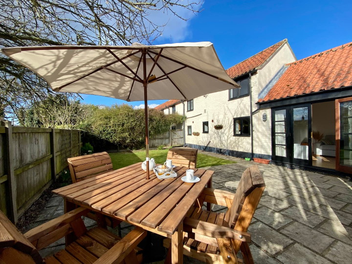 Charming 18th Century Cottage Close To The Broads - Norfolk