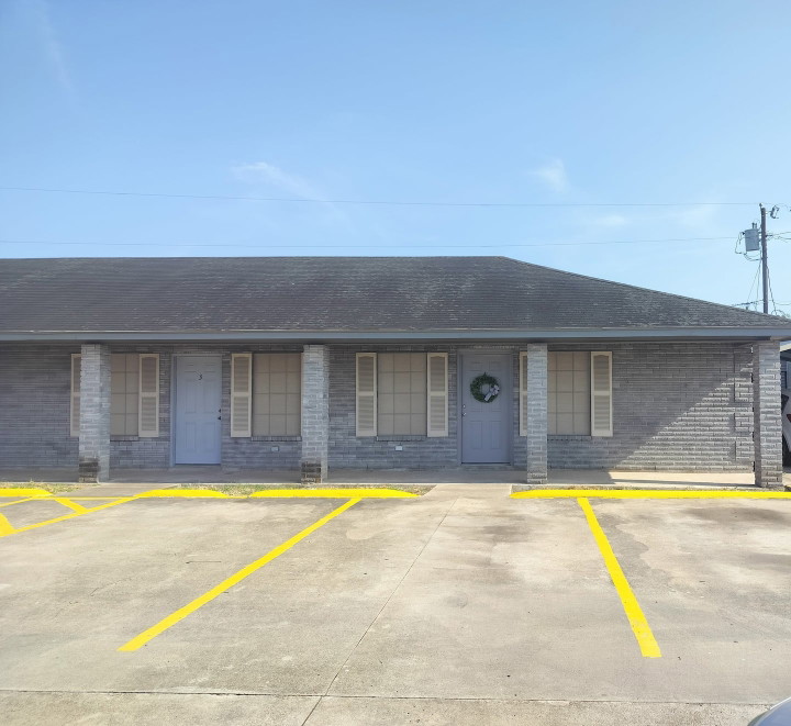 Entire 2 Br Spacious Apartment#4 - Brownsville, TX