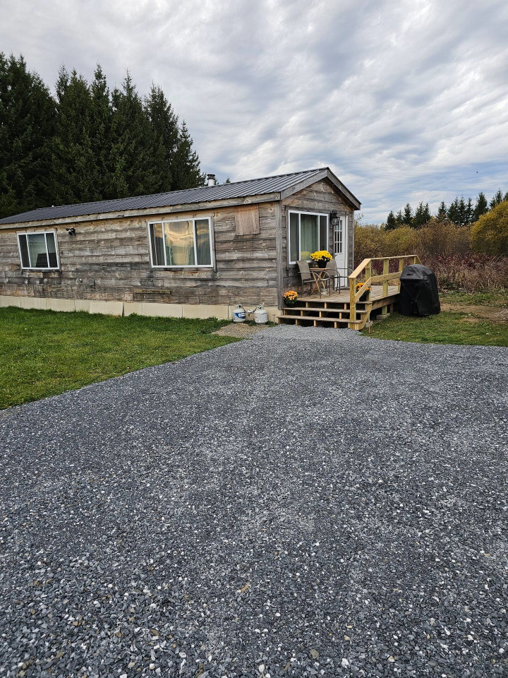 Cozy Cabin, Peak Aroostook Fall Foliage Season - Maine