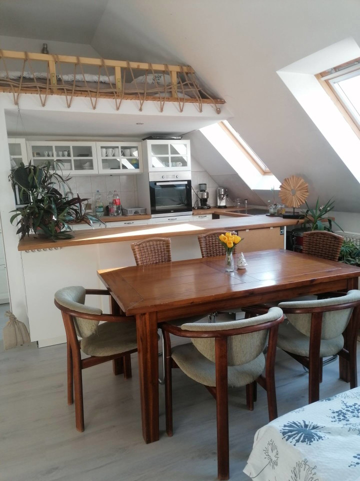 2nd Floor, Balcony, 2 Rooms, Gallery, Apartment - Győr