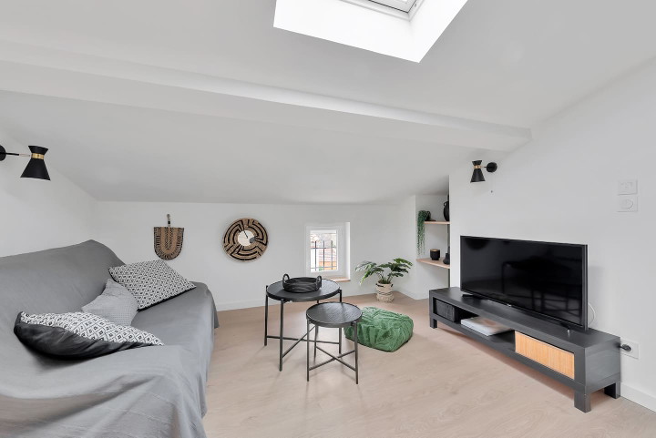 The Blackwood: Atypical Fully Renovated 2 Bedroom - Mazamet