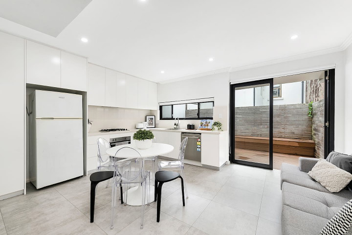 *Walk To Sydney Uni | Newtown + Garage - Sydney