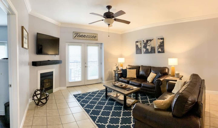 Escape To Mountain Escape - Tennessee