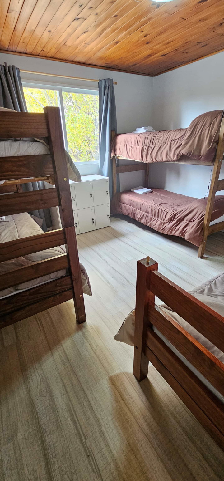 Aonikenk Hostel Habitación Compartida (5 Camas) - El Calafate