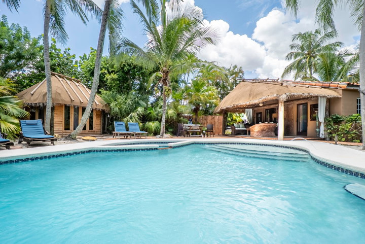 Napping Tiki | Entièrement éQuipé | Grand Terrain - Palm Beach, FL