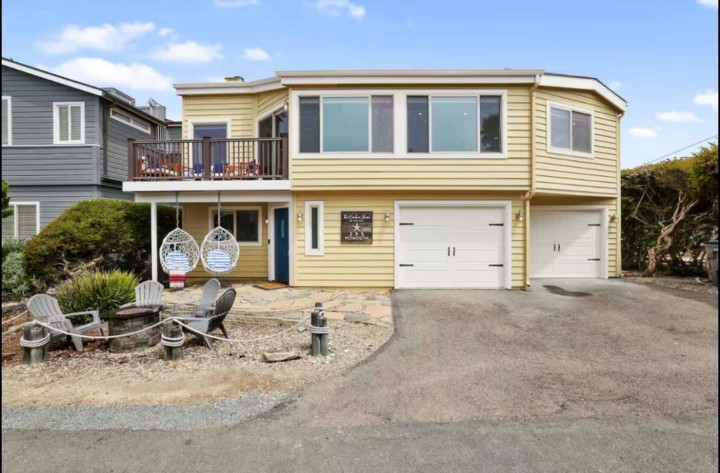 Pet Friendly Beach House | Walk To Beach & Views - Cambria, CA