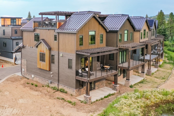 Sky High Colorado | Resort Views | Hot Tub - Winter Park, CO