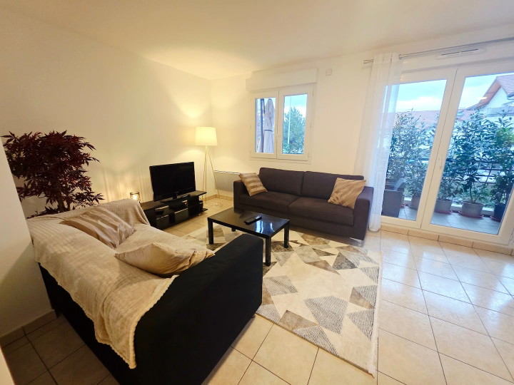 Long & Short Stays, Near The Center & Shops - Saint-Genis-Pouilly