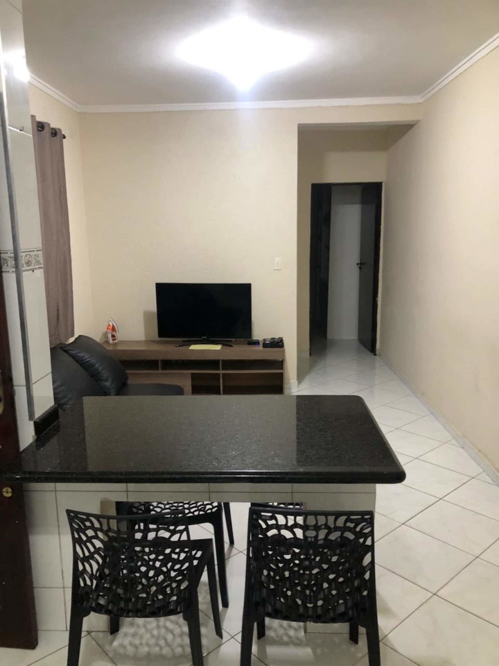 Casa Com Garagem E Churrasqueira - Suzano