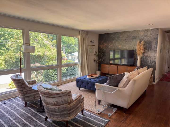 Charming Raleigh Retreat - Raleigh, NC