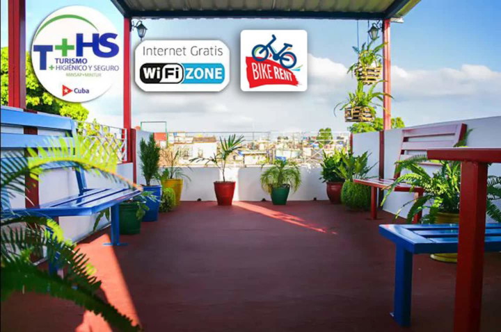 2 Independent Rooms+terrace+balcony-giselle&dani - Cuba