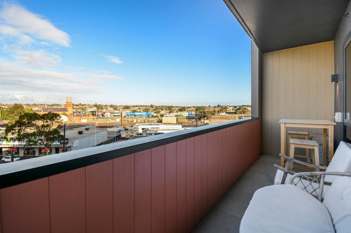 City Escape: Waterfront Oasis - Geelong