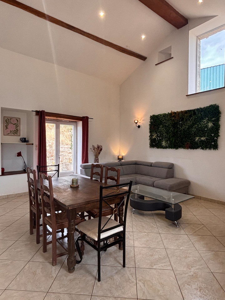 Maison En Pierre Au Cœur Des Champs, Anché (86) - Vivonne