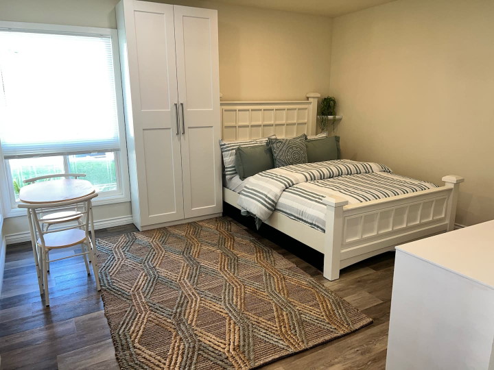 Centrally Located Private Mission Viejo Studio - Rancho Santa Margarita, CA