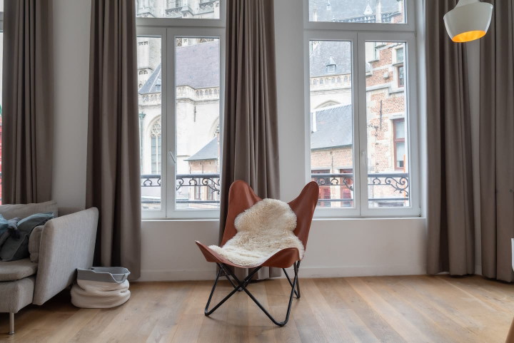 Iconic Cathedral View | City Apartment - Antwerp