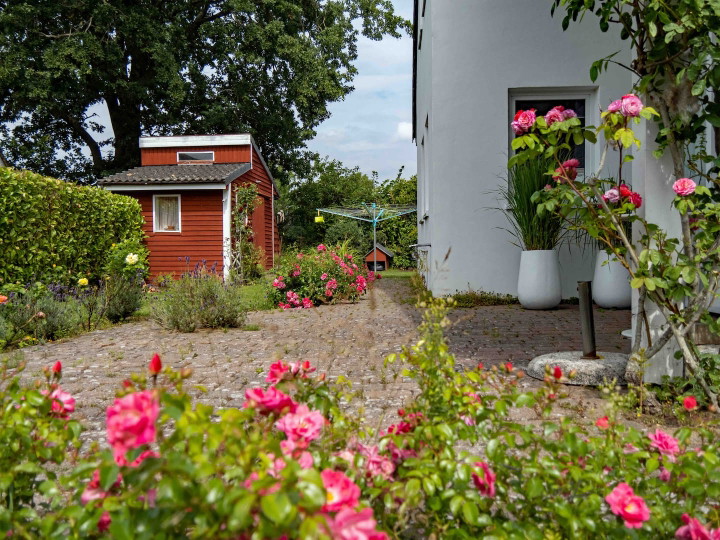 Gemütliche Einliegerwohnung Im Rosengarten - Flensburg