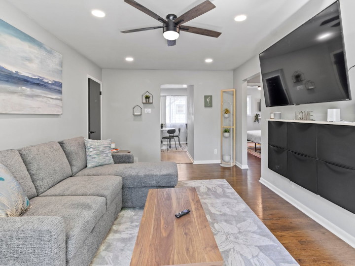 Mke 2 Bed Flat Apt W/ Pkng 15m Downtown - Milwaukee