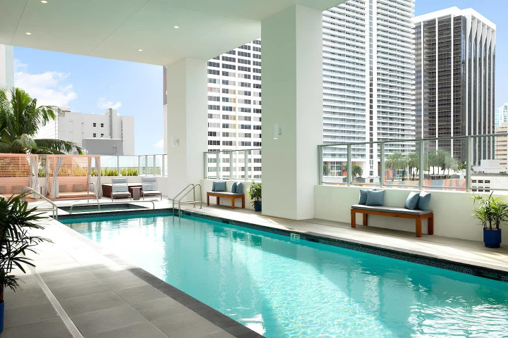 *New* Lux Condo | High-floor · Gym · Pool · - Miami