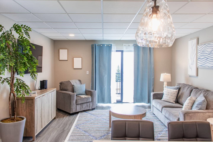 Shore View Downtown Apt, Heirloom Vacations - Duluth, MN