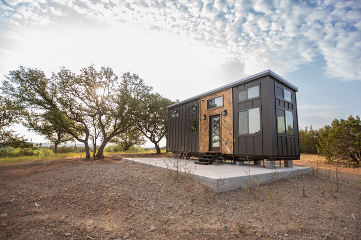 Tranquil Tiny Home W/firepit & Panoramic Sunsets - Palo Pinto Mountains State Park, Texas