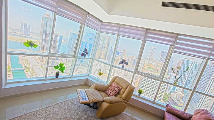 Luxury Skyline Apartment With Panoramic Views - Sharjah