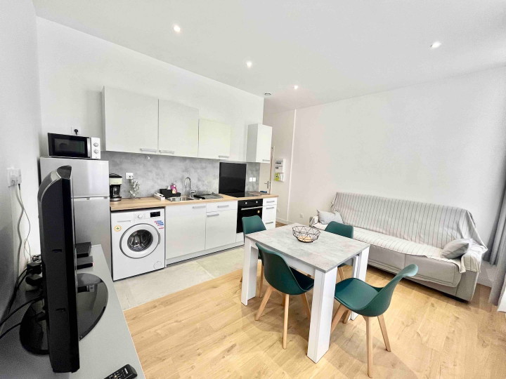 Appartement 2 Pièces, Entièrement Refait à Neuf - Lambersart