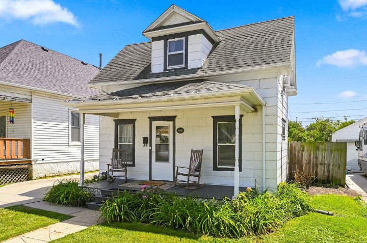 The Olive Retreat - Council Bluffs, IA