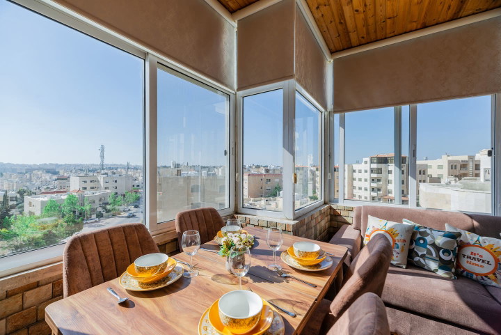 Appartement Sur Le Toit Ensoleillé Avec Vue Imprenable Et Netflix - Amman