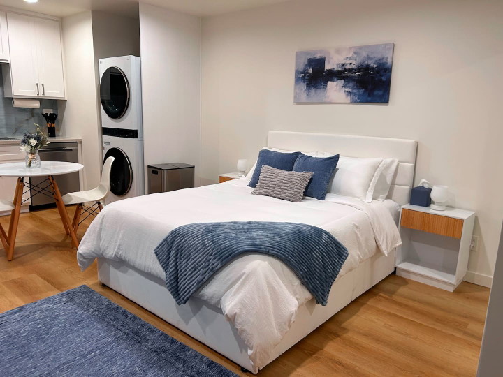 Modern Studio  5 Min To Beach & 2nd St  W/d - Long Beach, CA
