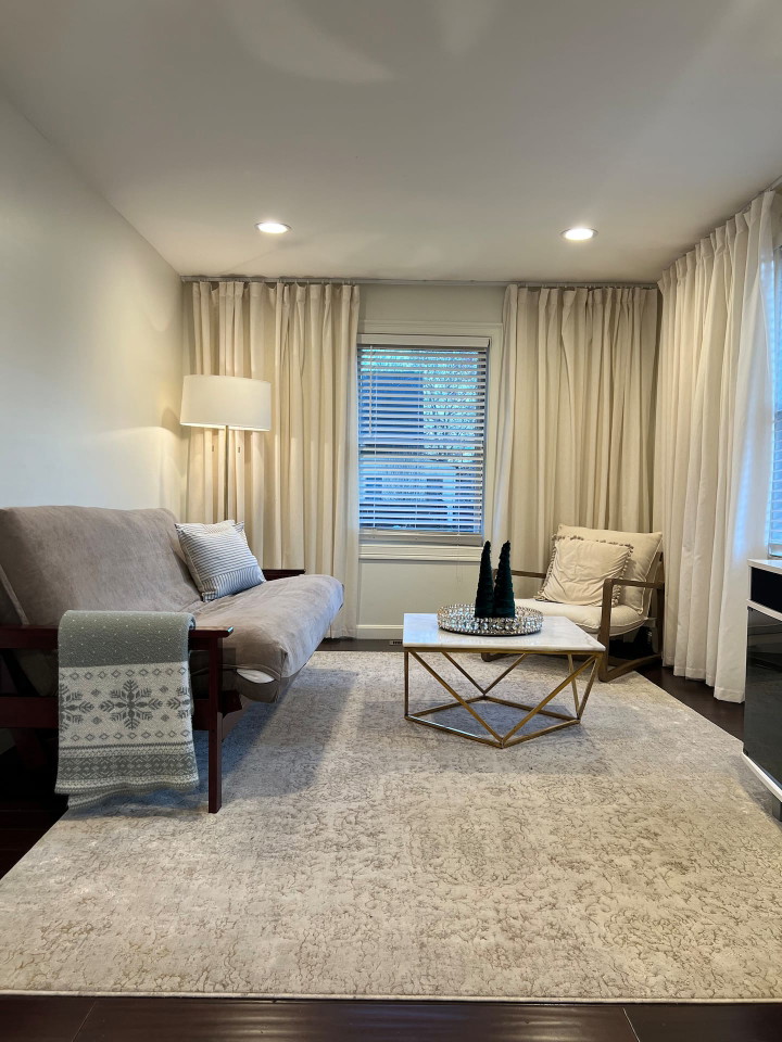 Cozy Stay: Sauna, Kitchen & Fun For Kids - Springfield, MA