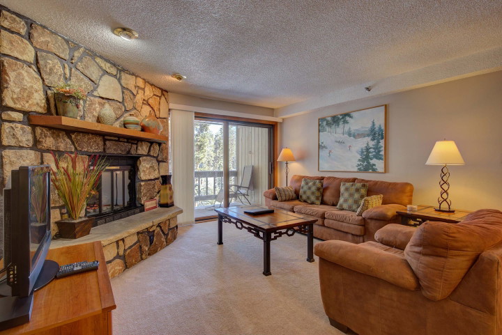 Breck Retreat | Hot Tub | Walk To Main - Breckenridge, CO