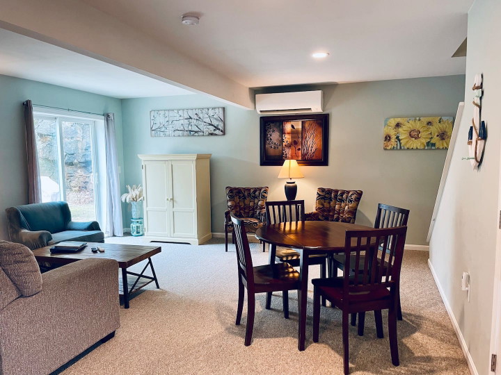 The Outlet House, Comfortable Cottage - Freeport, ME