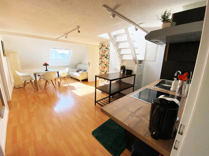 Sonnige Maisonette-3 Schlafzimmern+wohn-essbereich - Esslingen am Neckar