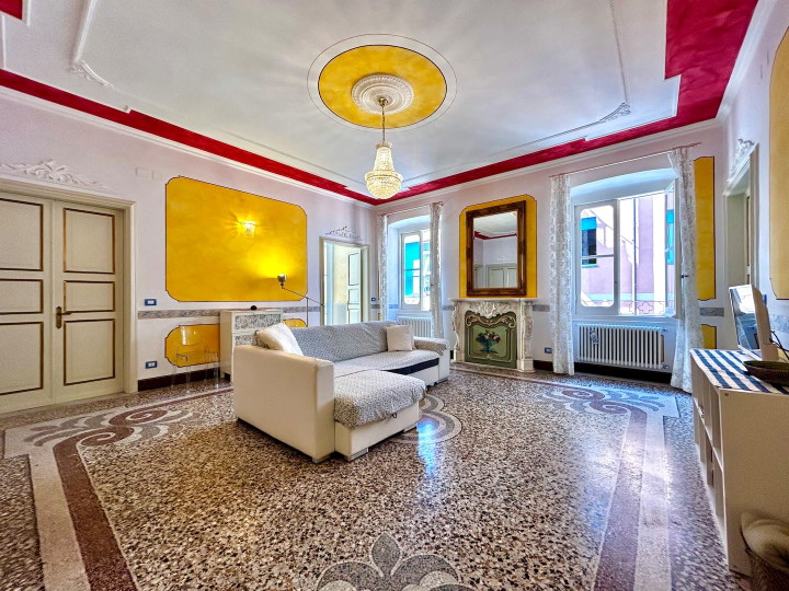 "Nuova Italia" Lux Spacious Apartment In The Center - Lavagna