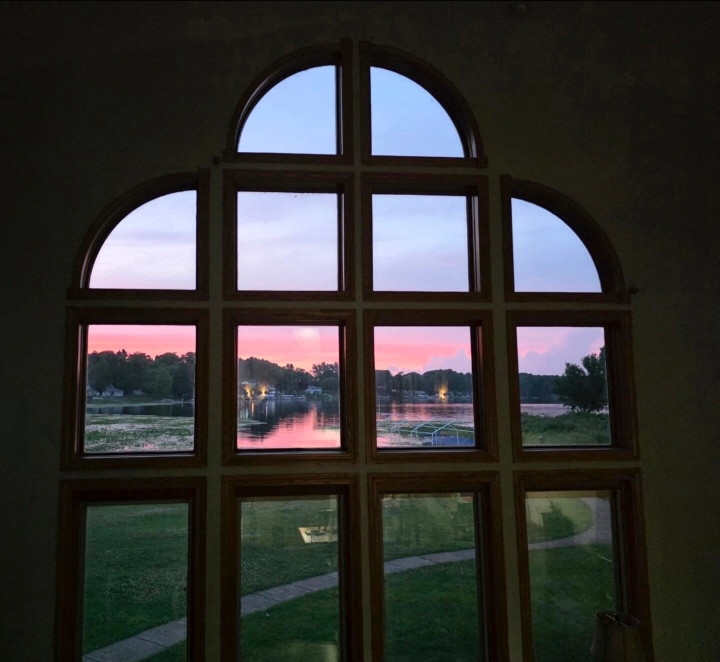 Cathedral Lakehouse | Lakefront, Sleeps 12, Kayaks - Battle Creek, MI