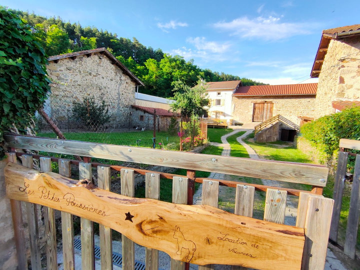 Les Petites Poussières, Gîte Rustique Chic/rivière - Haute-Loire