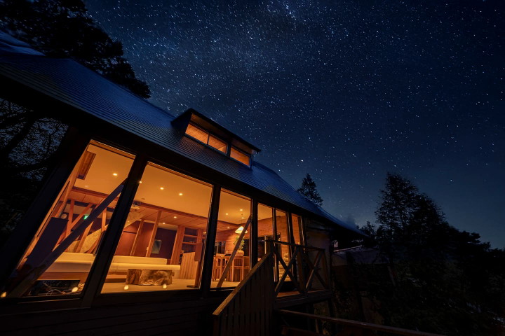 Luxurious Accommodation With Stunning Ocean Views And Designer Spaces - Atami