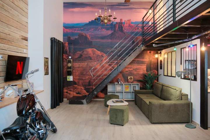 Loft Immersif, 2 Chambres, Centre-ville, Parking - Safari de Peaugres