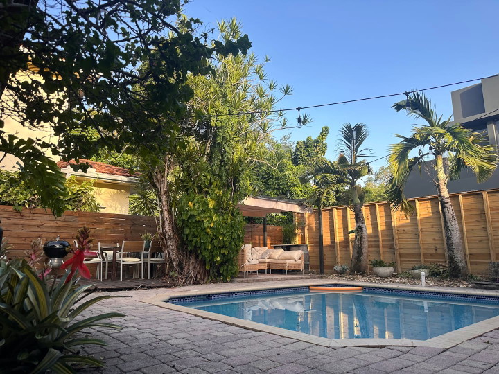 Coconut Grove Bohemian Pool House 2 Bedroom Miami - Miami