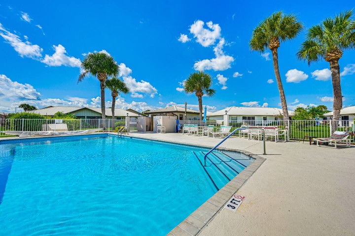 Sunny Canal-view Villa W/ Lanai In Sebring! - Lake Istokpoga, FL