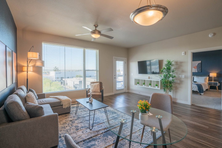 Prime Spot Apt With Pool Gym Balcony Wd Parking - Tempe, AZ