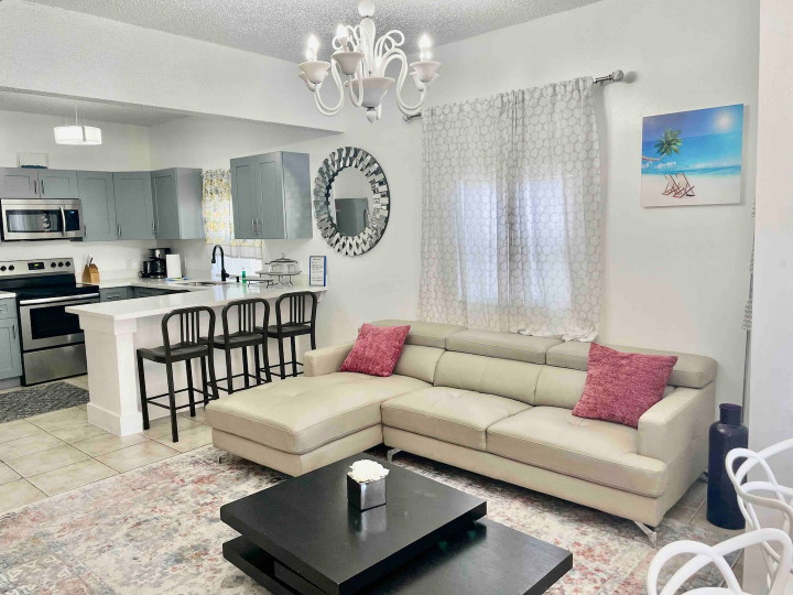 4br Miami Home | Near Design District & Wynwood - Miami Lakes, FL