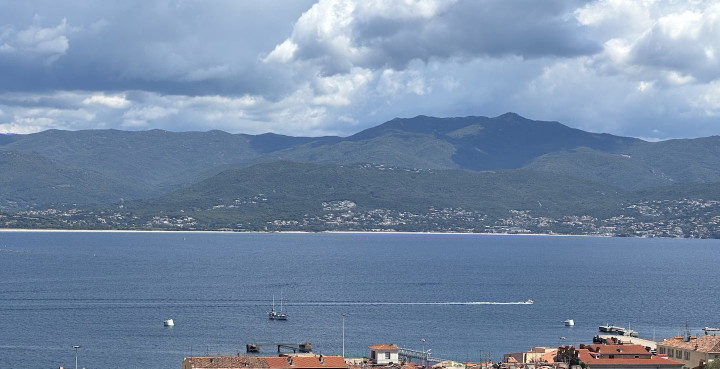 Appartement Super Vue Mer, Centre Ville Et Parking - Ajaccio