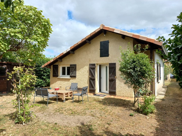 Maison Lumineuse Et Spacieuse Avec Jardin - Tournefeuille