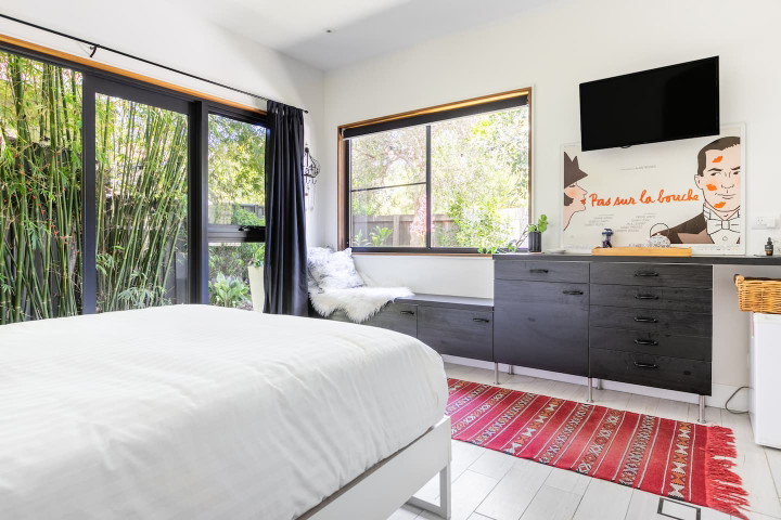 Scandinavian Simplicity - Bamboo Yoga Sanctuary - Byron Bay