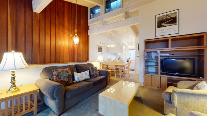 Mammoth Estates 132, Steps To Jacuzzi Pool - Mammoth Mountain, CA