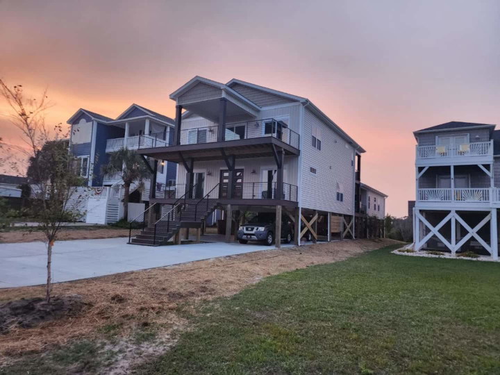 Coastal Ca-sea-ta - Oak Island, NC