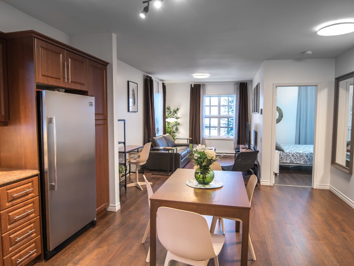 969 (1 Chambre) - Balcon Vue Sur Marina - Saguenay