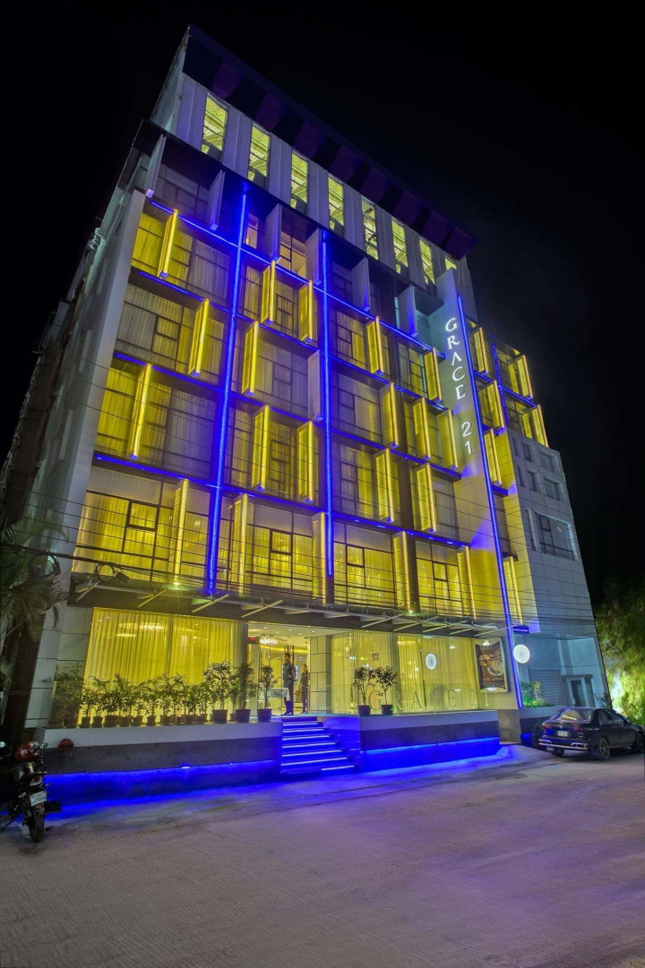 Hotel Grace 21 , 1-36 , Smart Hotel Near Airport - Dhaka